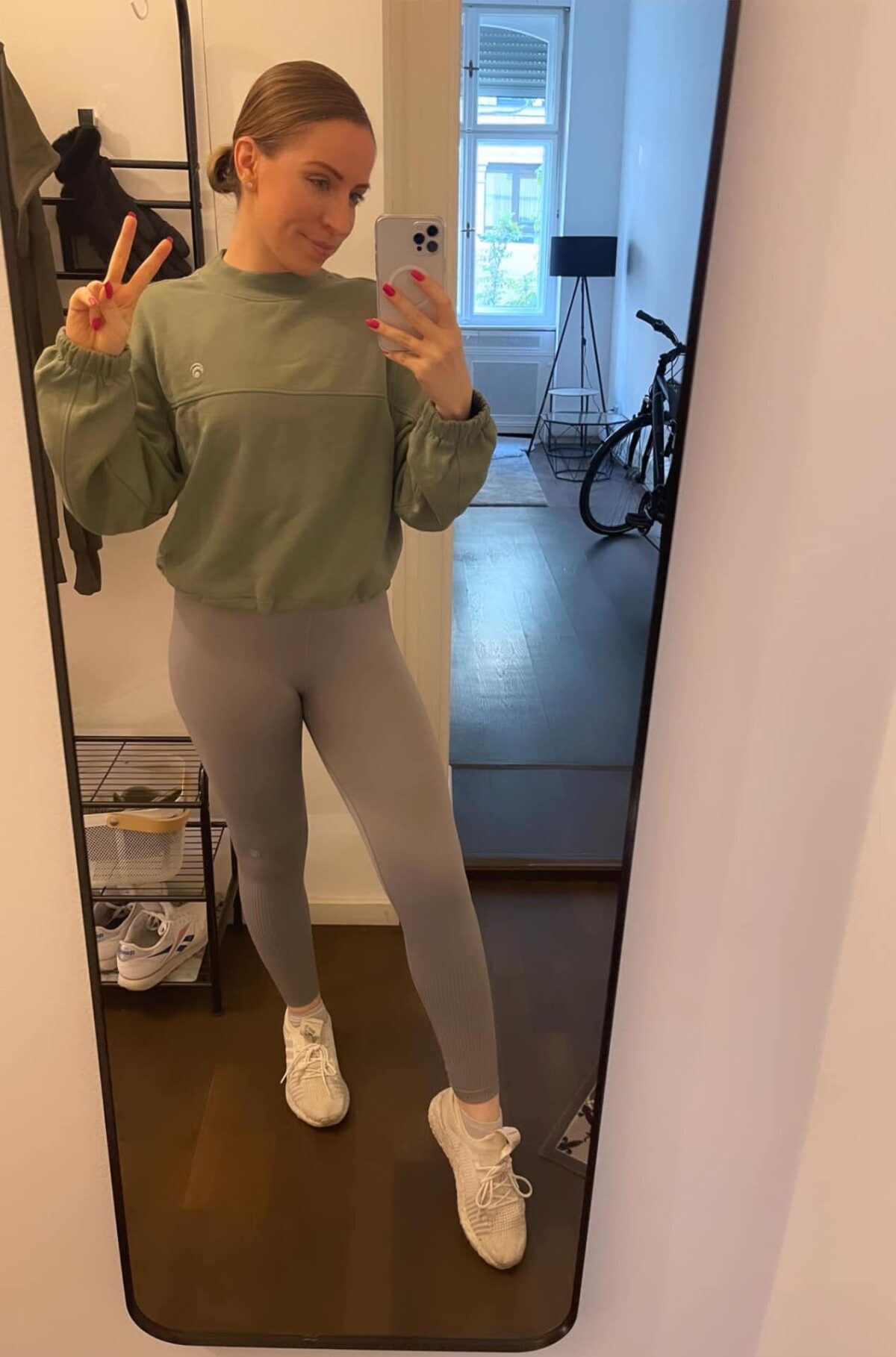 Fashion ATHLEISURE STYLE - Oceans Apart Outfits - so stylst du ...